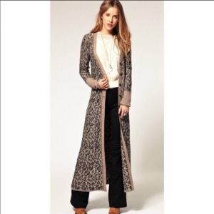 Random Outfit Generator - YouLookFab