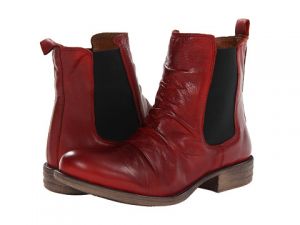 Weekly Roundup: Dark Red Booties - YLF